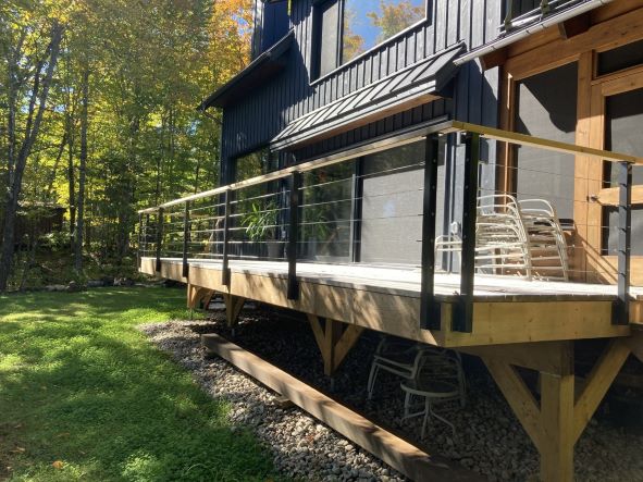 Aluminum post for cable railing – Pre-drilled – Side Mounted – Matte B ...